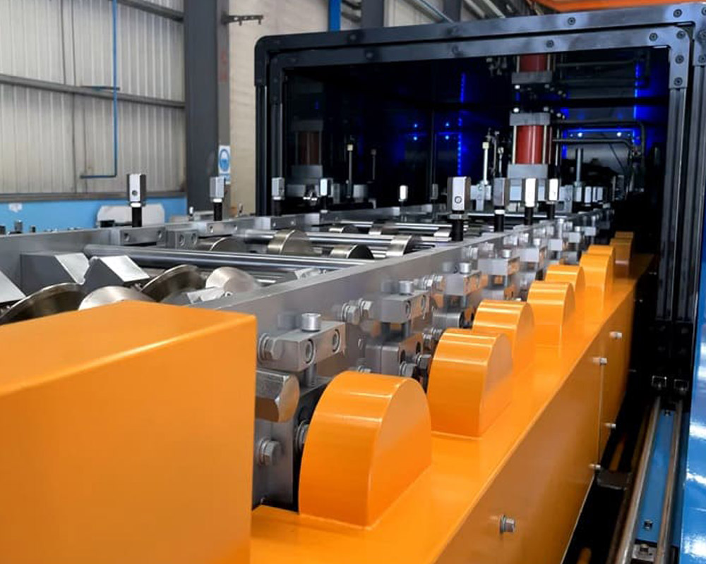 Full Automatic Light Gauge Steel Framing Machine SFS-CC300丨Frametec ...